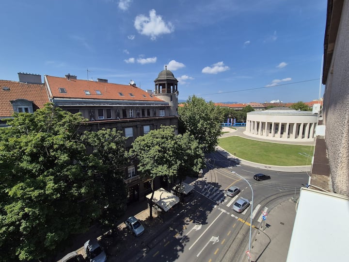 Apartman Mislav. Udoban Apartman U Centru Grada. - Zagreb