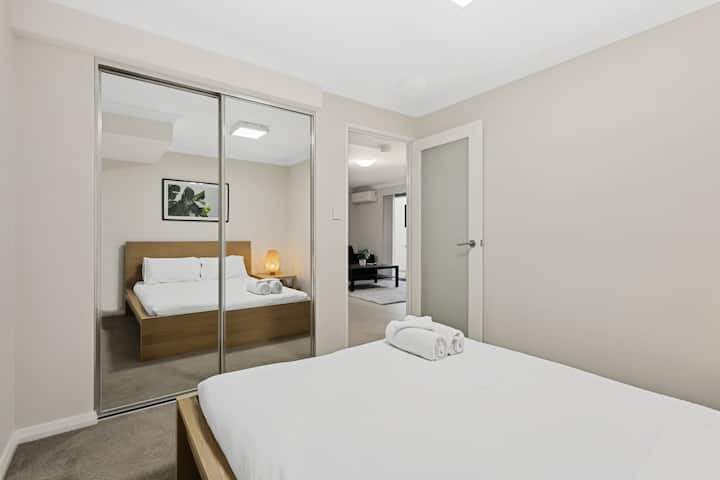 Modern Cozy Parkside Apartment Near Naval Base - Rockingham