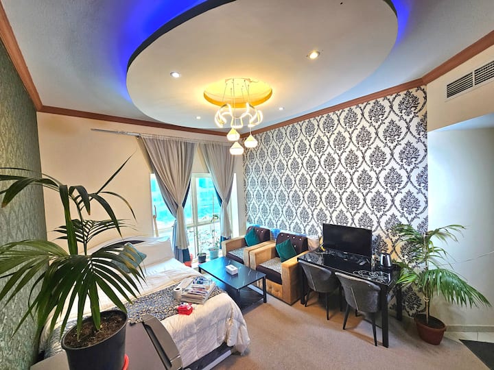 W-112a-standard Private Room-bathroom Share - Dubai