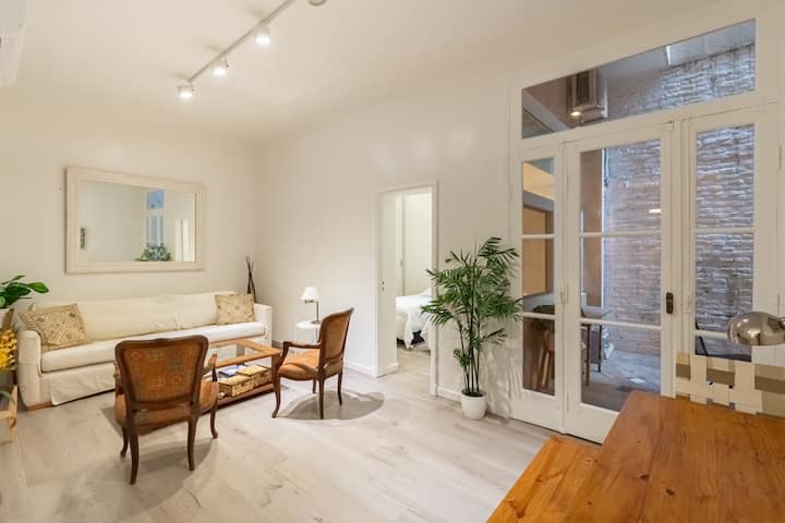 Huge 2bdr W Private Patio! / Wifi /  Palermo - Buenos Aires