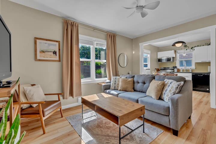 Desert Shores: 104 (Dog Friendly) Minutes To Lake - Penticton