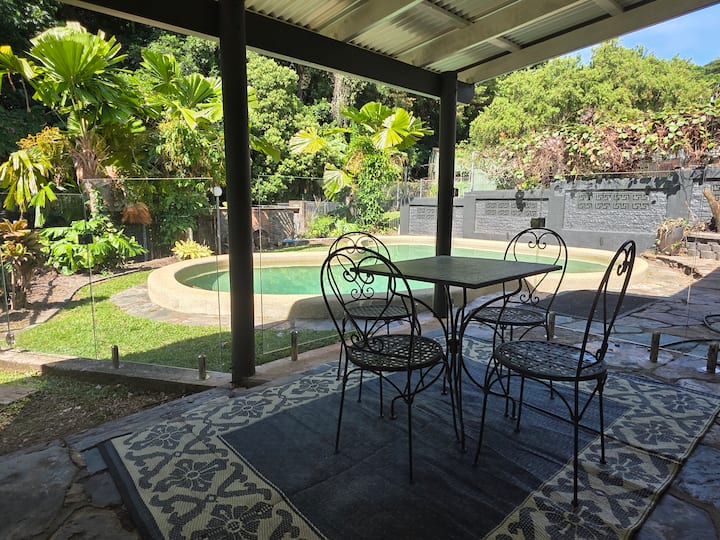 Pool View House (Fnq) - 4 Bedroom 2 Bathroom - 케언스