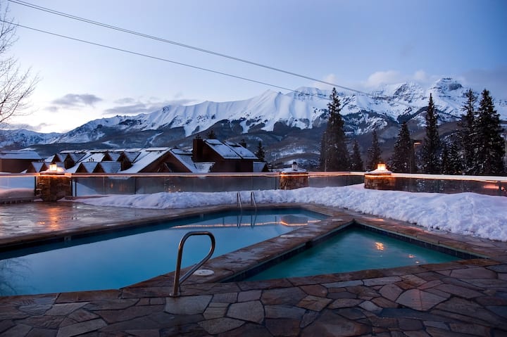 Mtn. Lodge Retreat: Ski In/out, Hot Tub, Fireplace - Telluride, CO