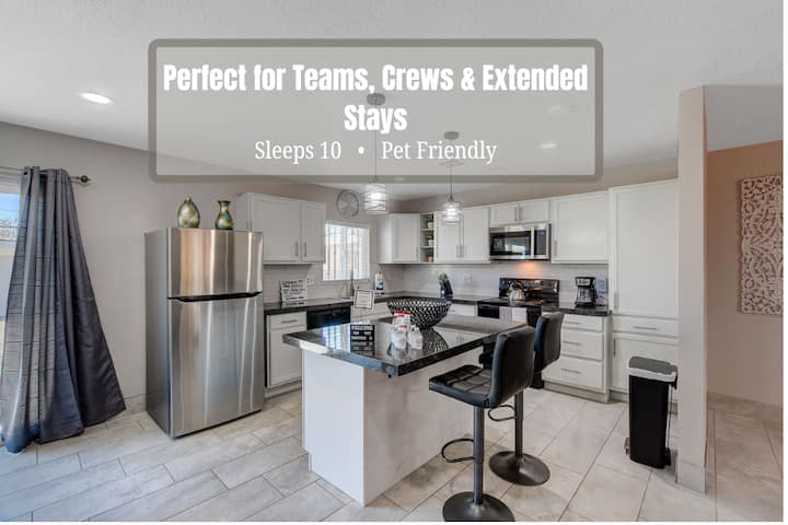 Modern 3br - Spacious Backyard By Las Vegas Strip! - North Las Vegas, NV