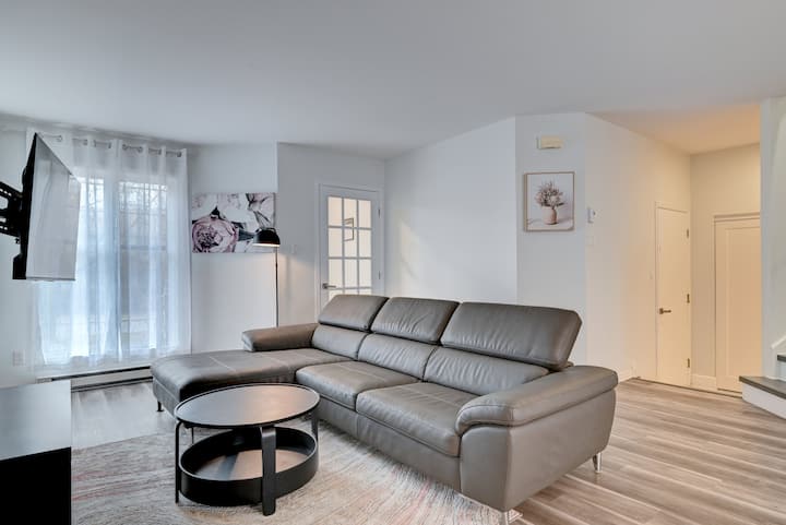 Beautiful House Kirkland 3bdr - Pointe-Claire
