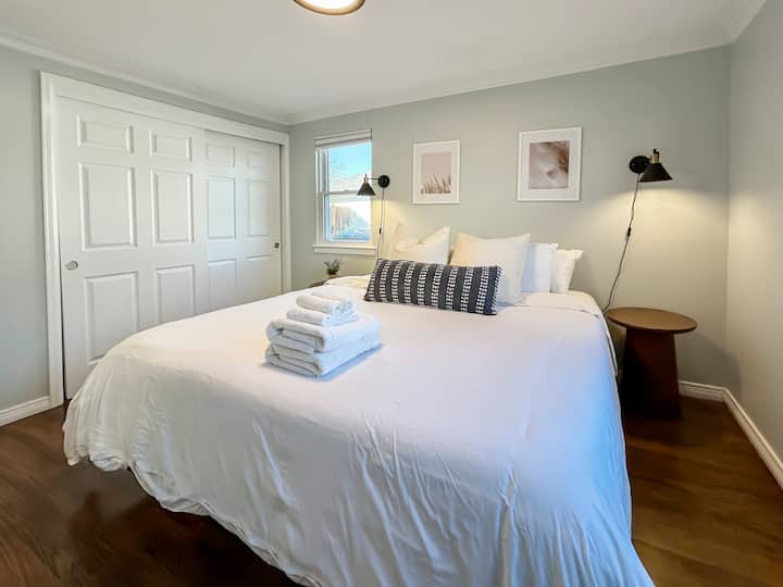 4br|garage Parking|dog Friendly|olde Town Arvada - Arvada, CO