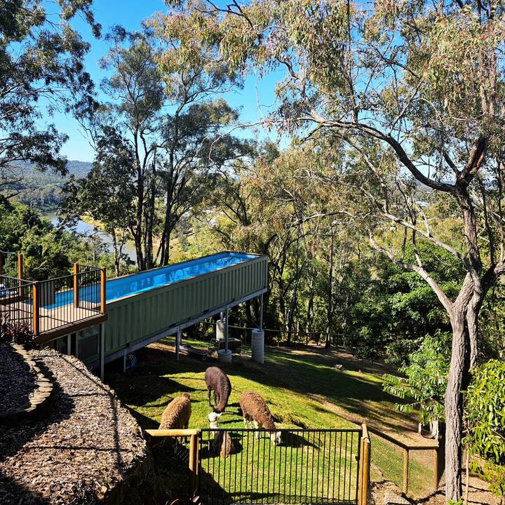 Barnes Hill~ Close To Nature Yet All Inclusive - Ipswich, Australia