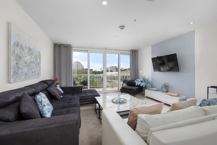 Luxury Palm Beach Condo | Las Islas 13 By Bocobay - Aruba
