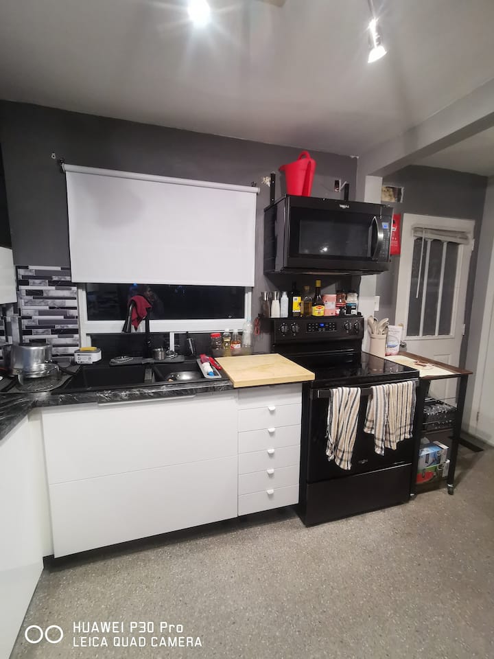 (Ltr) Second Floor Room In Shared House W/parking - Sault Ste. Marie