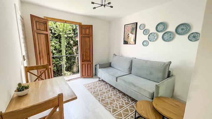 Blue Plate Old Town - Estepona