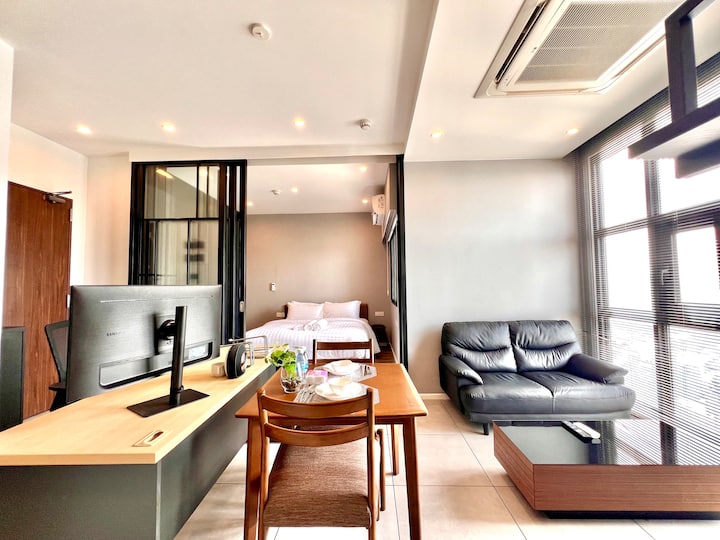 Digital Nomad Worker, Phnom Penh(bkk), Cambodia - Phnom Penh