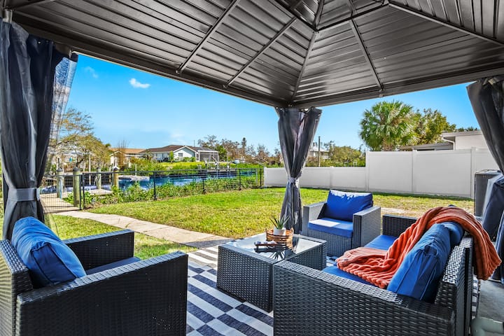 Mcm Waterfront Retreat Dock, Kayaks & Beaches - Venice Beach, FL