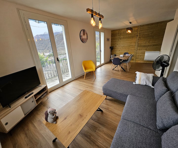Charmant Appartement Avec Vue Sur Les Montagnes - Argelès-Gazost