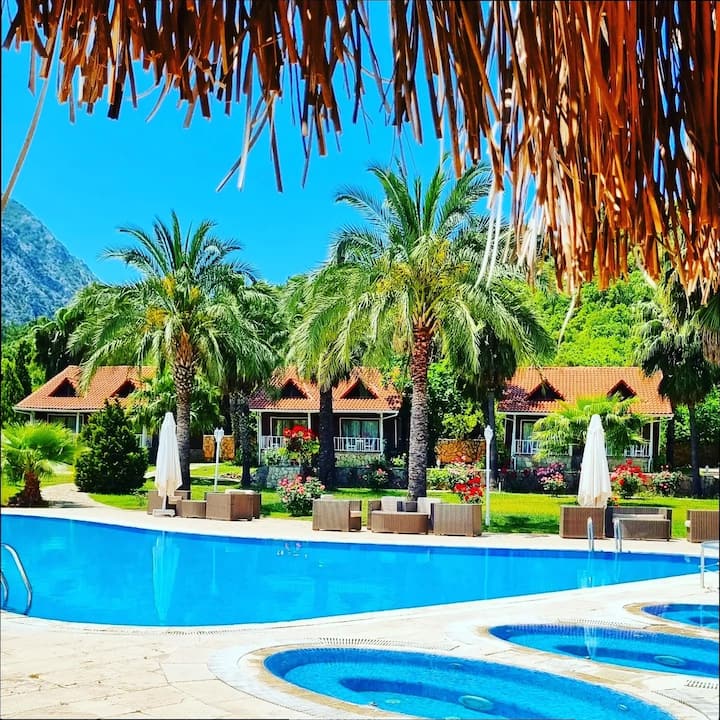 Bungalow Otel Odası 
(Club Sun Village) - Adrasan