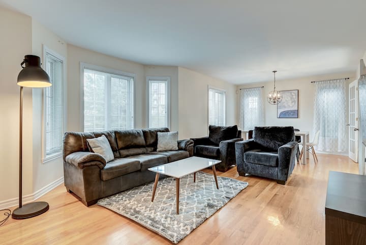 La Felix Familiale Avec Garage - Dorval