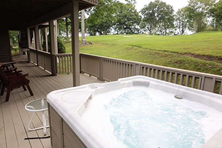 Beech Mountain Spa And Cabin Retreat - Beech Mountain, NC