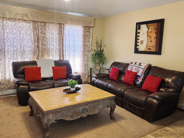 Entire 2 Bedroom Cozy Rental Unit In Central Hobbs - Hobbs, NM