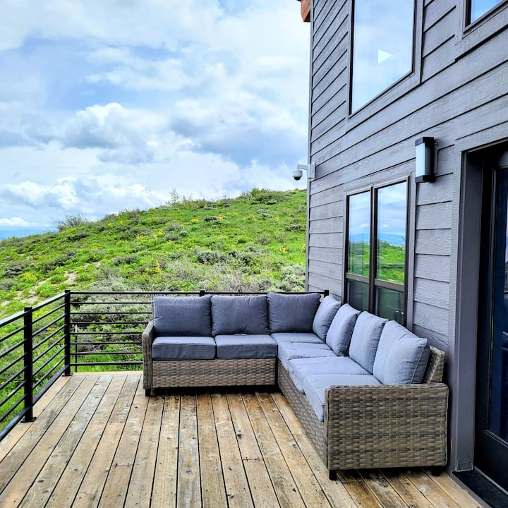 Sunrise Summit Chalet - Bear Lake State Park, St Charles