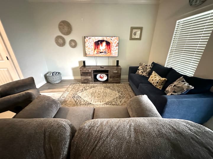 Walking Distance To Beach! - Corpus Christi, TX