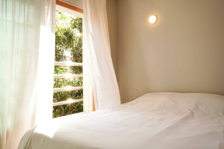 표선맨션 · 표선 중심 2분 · 맛집 도보권 · 감성원룸 ·  주차무료 - Seogwipo-si