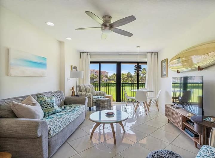 Hutchison Island Retreat - Fort Pierce, FL
