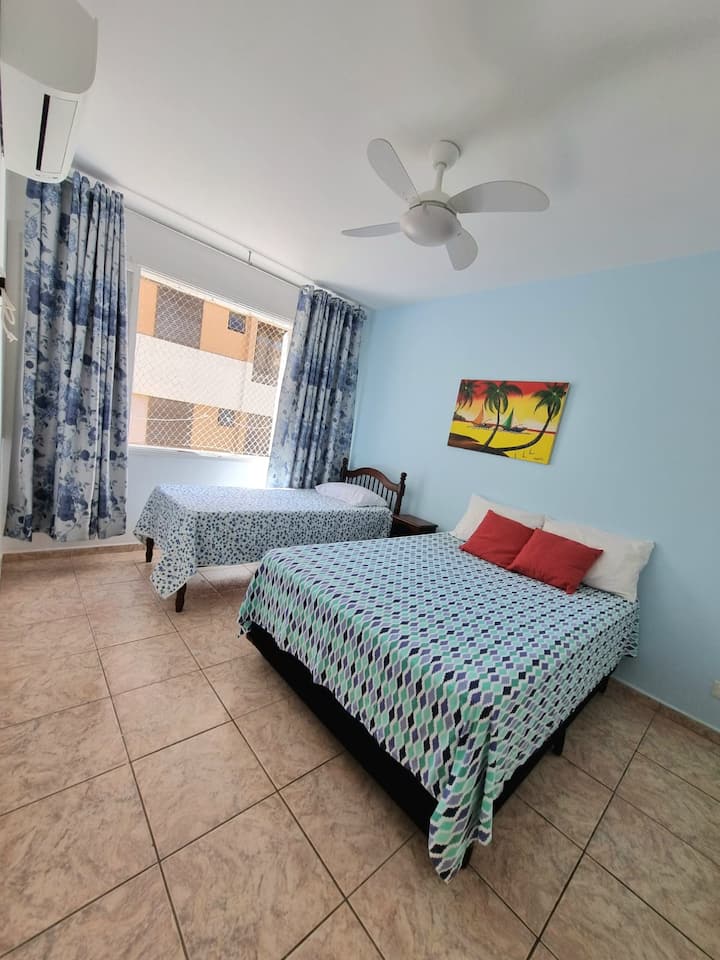 200m Praia Enseada, Ar Cond, Wifi. - Guarujá