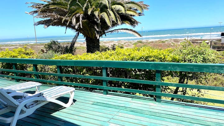 Despierta Frente Al Mar: Vista Espectacular - Santo Domingo, Chile