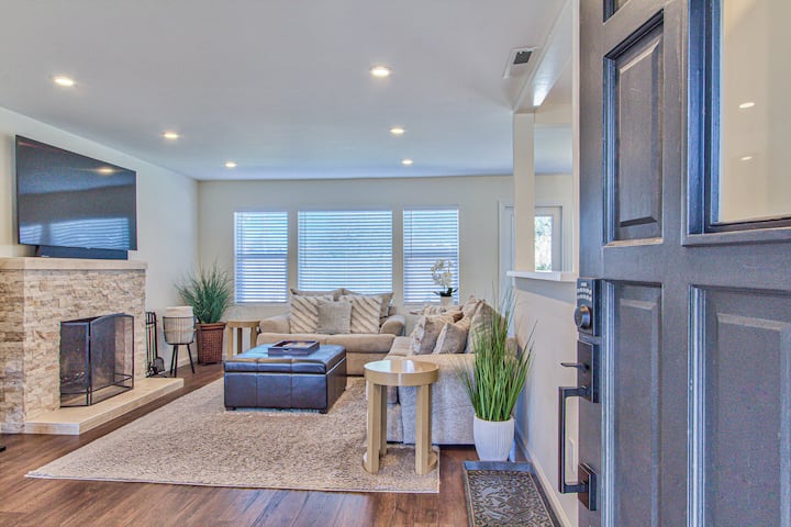 Cozy Top-rated Home Near Carmel/pb  ~Putting Green - Monterey, CA