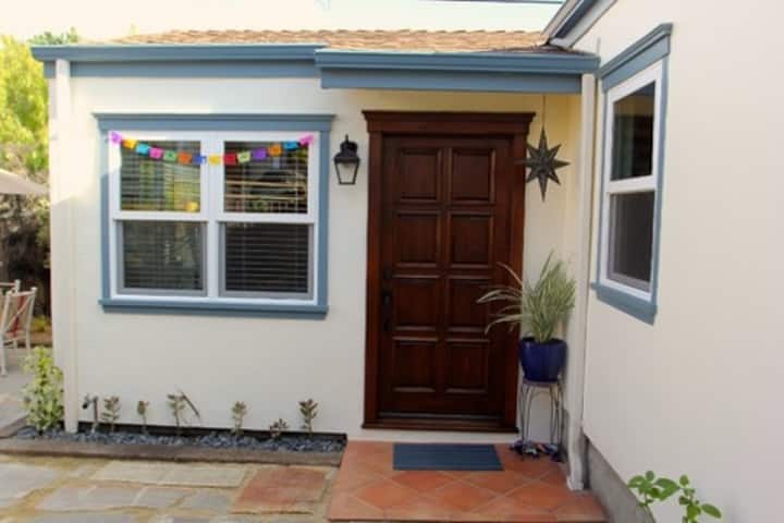 Westside Santa Cruz Spanish Bungalow - Santa Cruz, CA