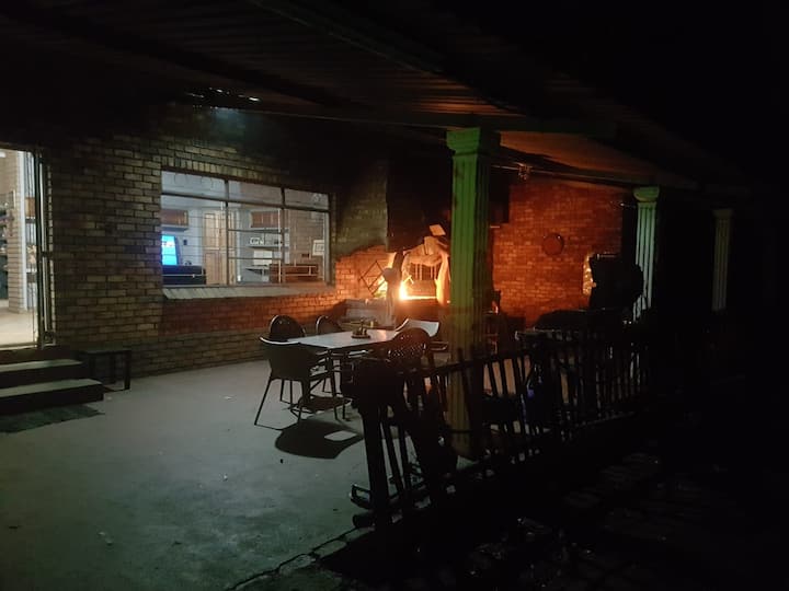 The Kruger Base Backpackers - Phalaborwa