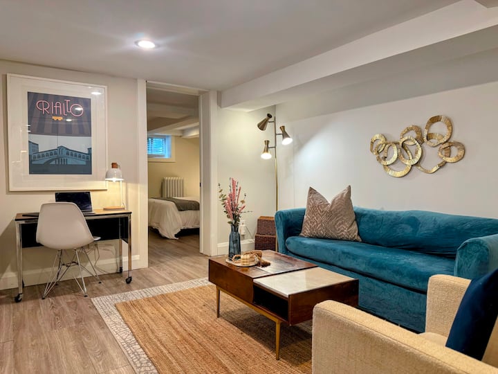 Quiet 1br Suite W/ Private Entry + Wifi - Toronto