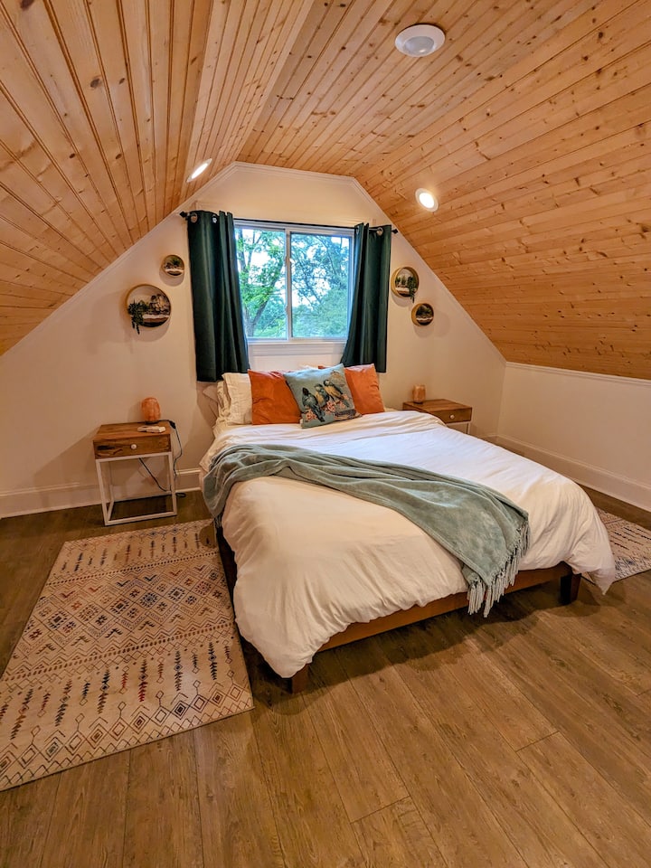 One Of A Kind Carriage House Near The Beltline - Atlanta, GA