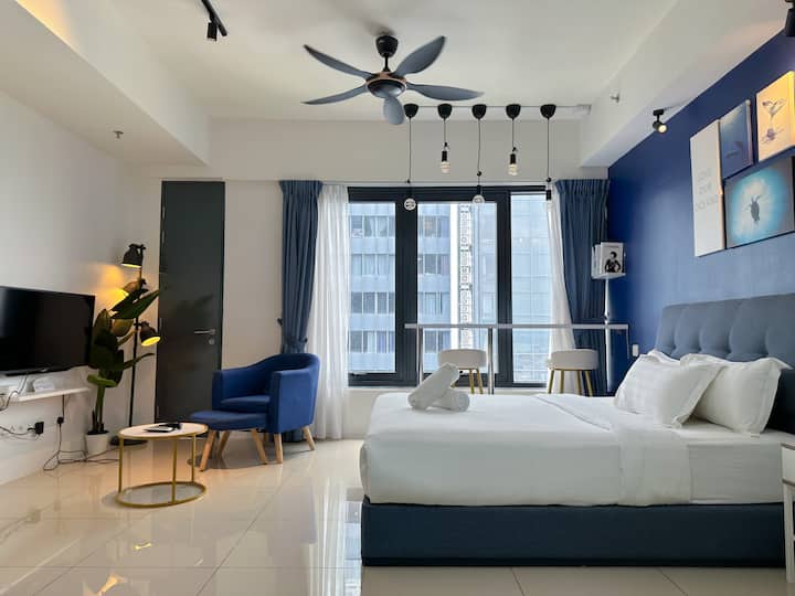 Mediterranean Cozy Studio, Georgetown 乔治市温馨小套房 - ペナン島