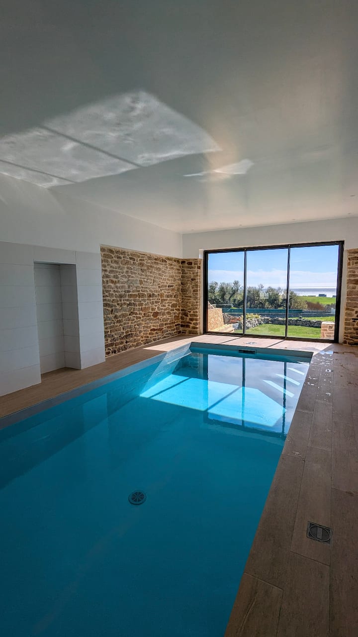 Villa 15 Personnes , Piscine Intérieure, Vue Mer - Plozévet