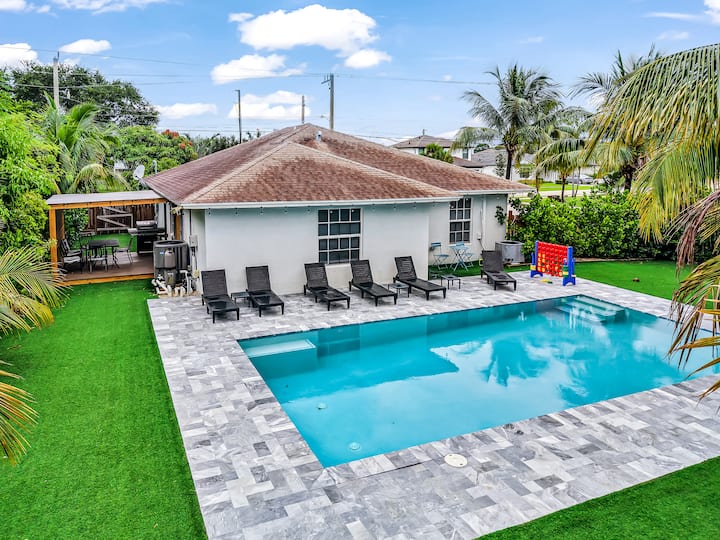 Heated Salt Water Pool~delray Beach Pet Friendly - Delray Beach, FL