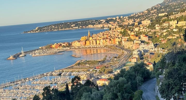 Villa Vue Panoramique Sur La Mer - Jacuzzi Parking - Menton