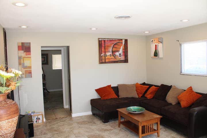 Relax Before Hike Or After A Busy Day. - Ridgecrest, CA
