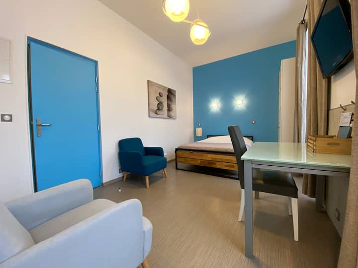 App1 Le Central Vittel Face Au Parc Thermal - Vittel