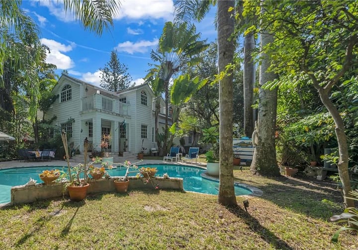 Coconut Grove Historic Pool Home With Guest House - Coral Gables, FL