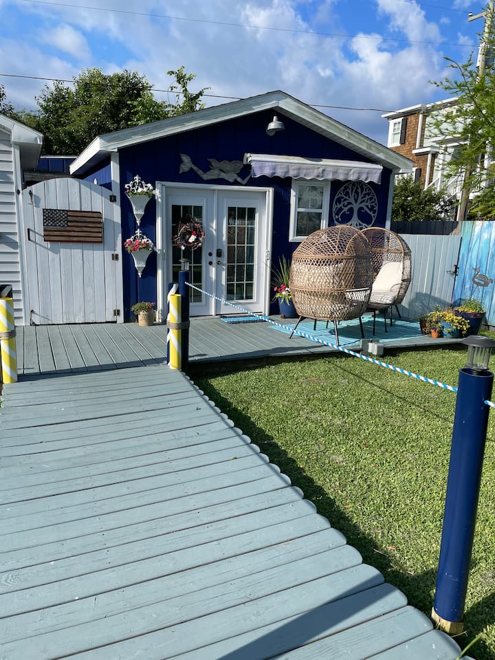 Mermaid Cottage - Adorable Guest House - Beaufort, NC