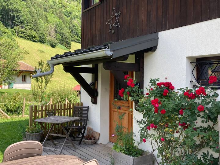 Chalet Avec Cheminée Au Coeur De La Montagne - Cluses