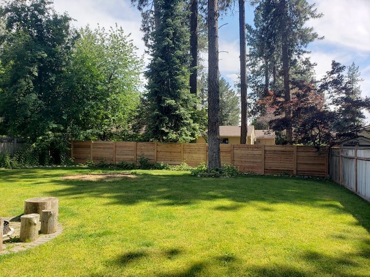 Cozy 3 Bedroom King Suite 7 Min To Downtown Cda! - Coeur d'Alene, ID