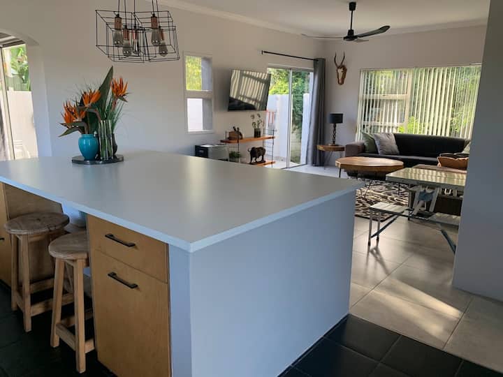 Immaculate Self Catering Family Home - George