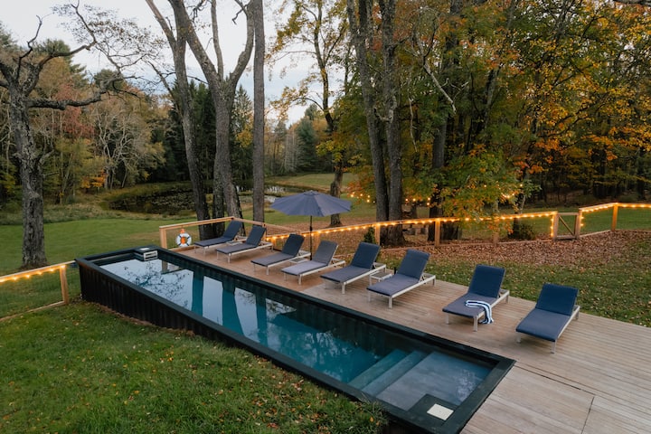 Heated Pool/soaking Tub/hiking/fire Pit/breakfast - Bethel, NY
