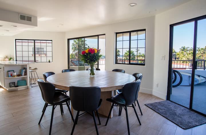 Modern Oceanview Condo In San Clemente - San Clemente, CA