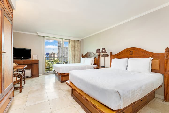 Cozy Studio With Free Parking In Waikiki - Honolulu