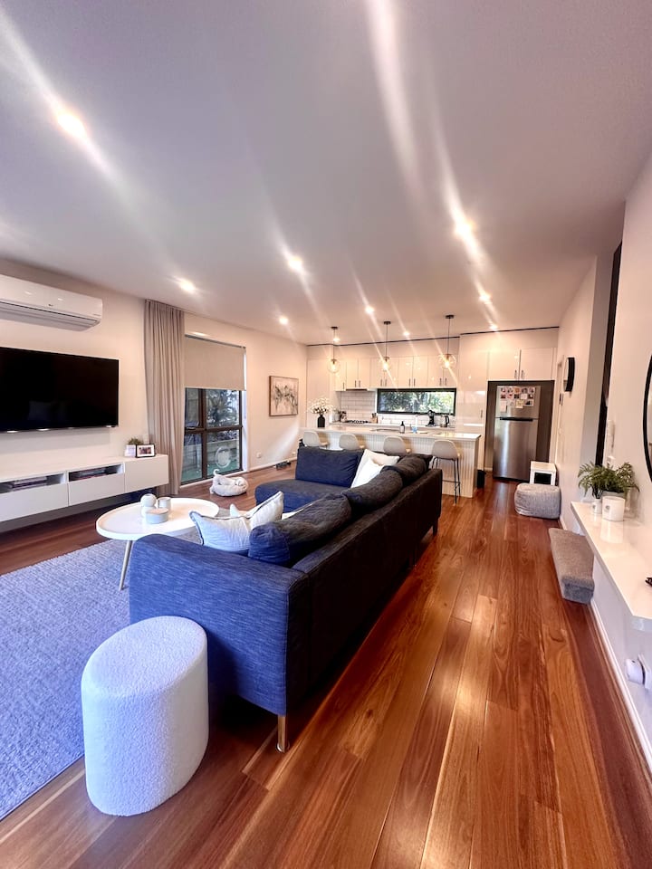 Stunning Lilydale 2 Bedroom Townhouse - Lilydale