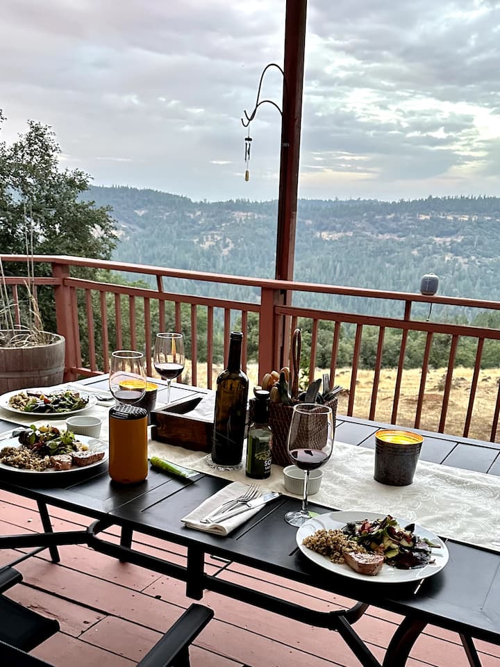 Quiet Mountain Getaway With Great Views. - California