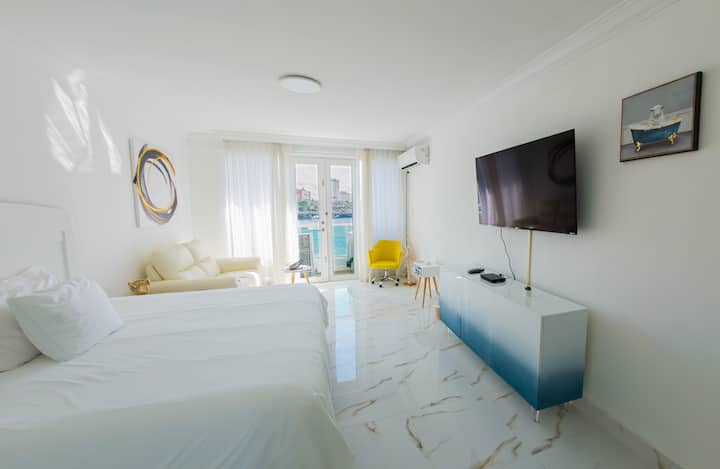 Water Side Studio | W/ King Bed+pool - San Juan, Puerto Rico