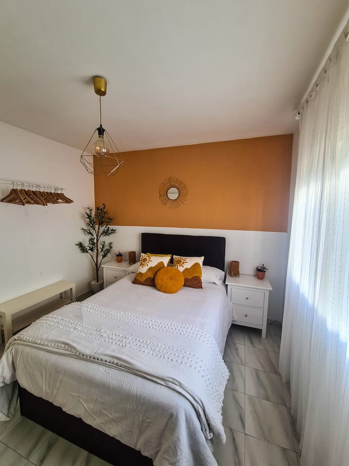 Nice Beachside 2-bd Apt Near Barcelona ★★★★★ - Cunit